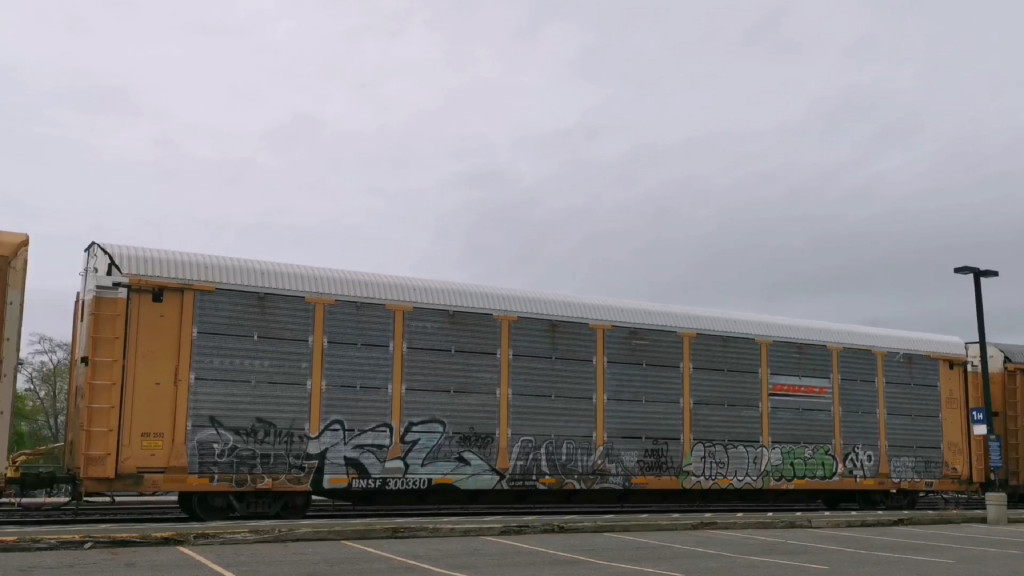 ATSF 2552 (Body) BNSF 300330 (Flat)